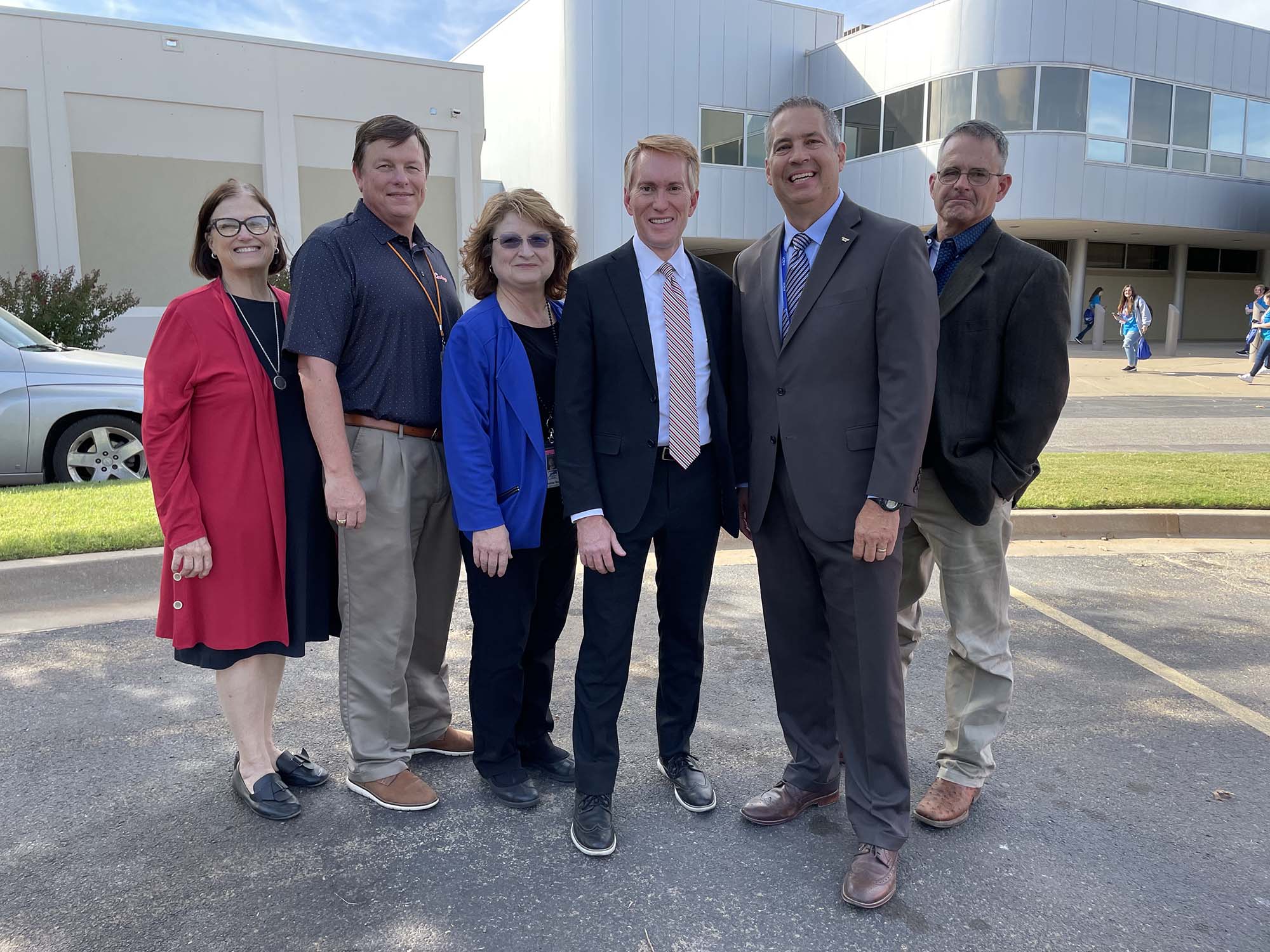 Senator Lankford Tours Central Tech – Central Technology Center